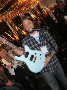 Interview With 311 Guitarist Tim Mahoney | GuitarInternational.com