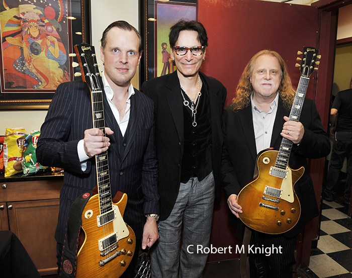Joe Steve Warren-b | GuitarInternational.com
